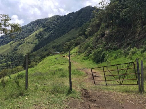 How To Hike to Chorro Blanco in Jardin Without Getting Lost - LivingOutLau