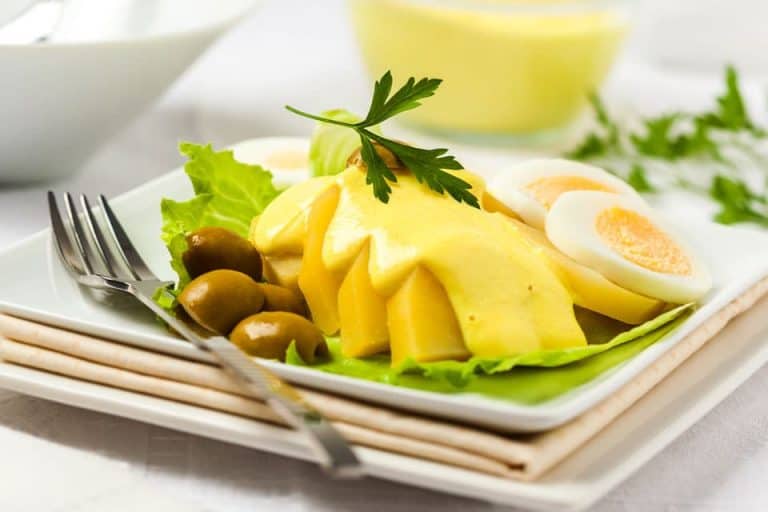 30 Traditional Peru Foods YOU Must Try: Dishes, Drinks + Desserts