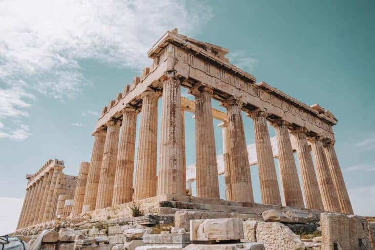 30+ Famous Landmarks in Greece You Mustn't Miss! - LivingOutLau