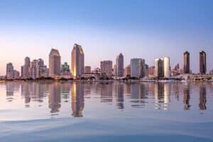 25 AMAZING Warm Places to Visit in January [USA Edition] - LivingOutLau