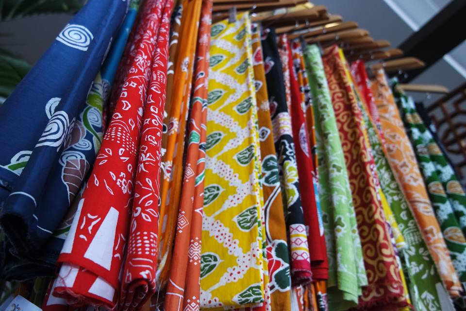 11 Unique Souvenirs From Bali To Buy (Gifts, Food + More!) - LivingOutLau